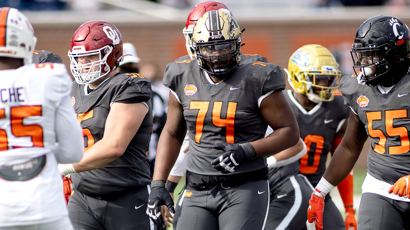 4 things to know about new 49ers OL Jaylon Moore | 49ers Webzone