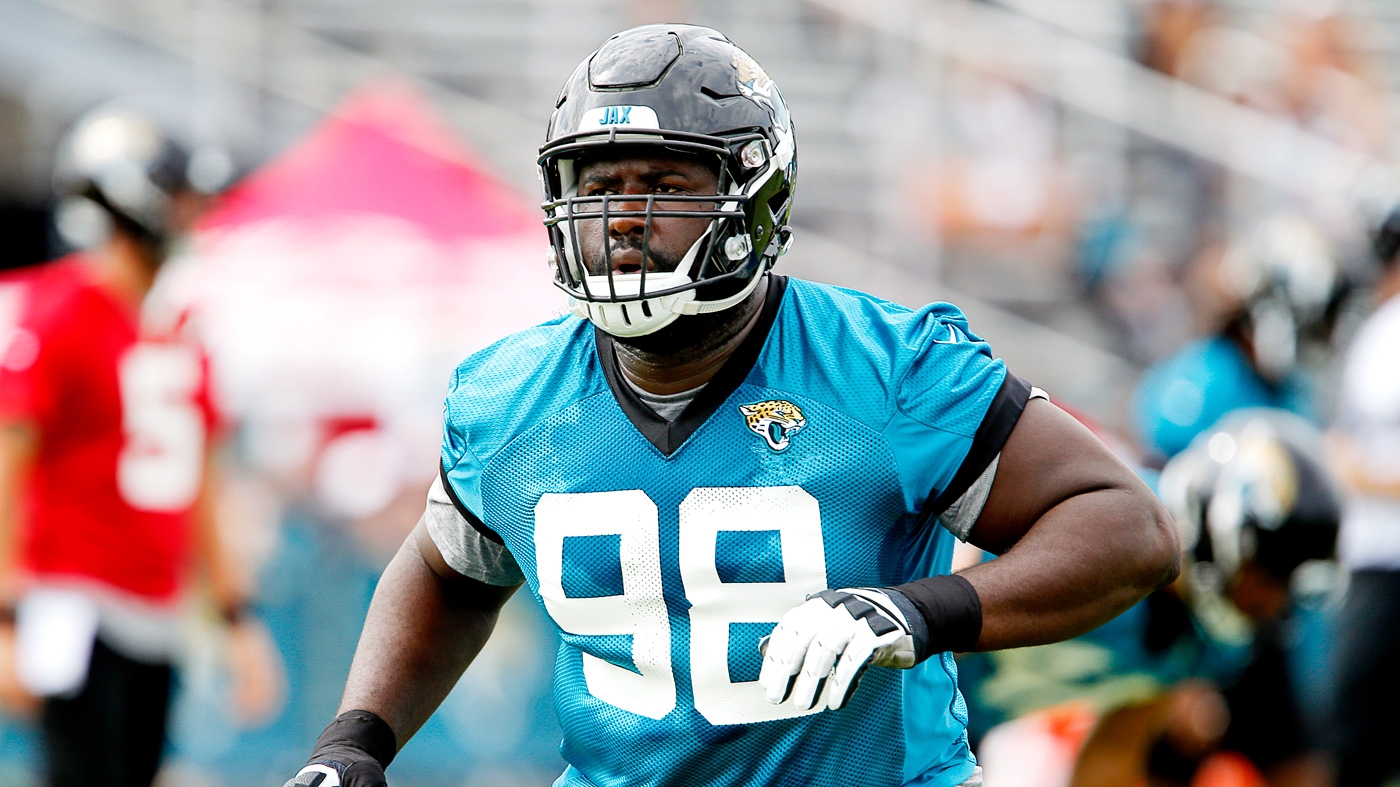 49ers sign defensive lineman Kapron Lewis-Moore to a reserve/future ...