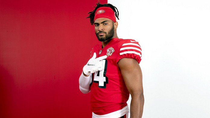 New 49er guard Iupati honors Samoan heritage | 49ers Webzone